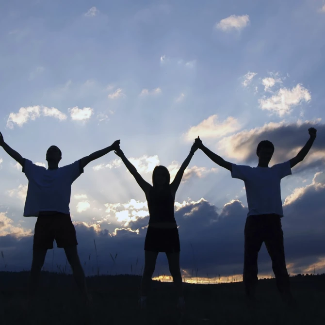 Top tips to embrace the lighter evenings | KDW Financial Planning